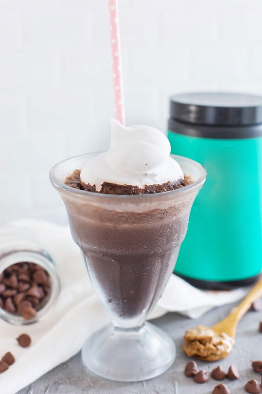 Receta de batido keto cremoso de triple chocolate - ¿Es keto esto?