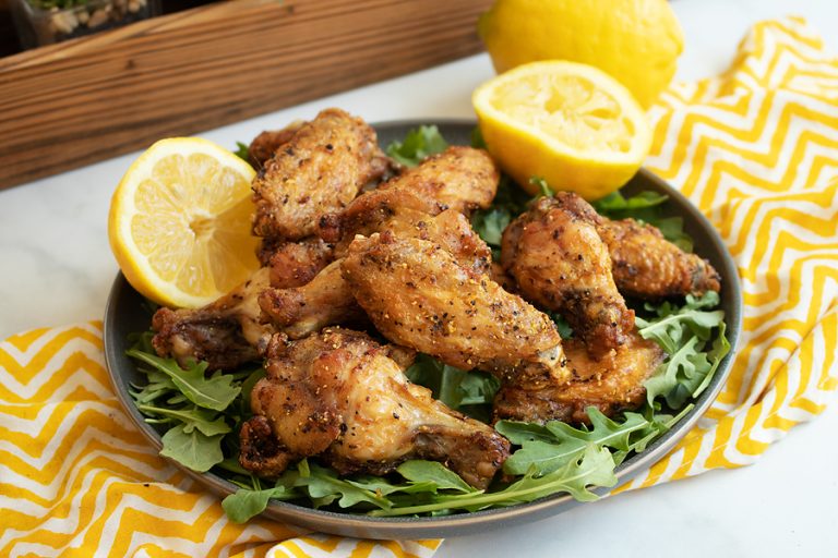 Receta de alitas de pollo al horno con pimienta y limón - ¿Es keto esto?